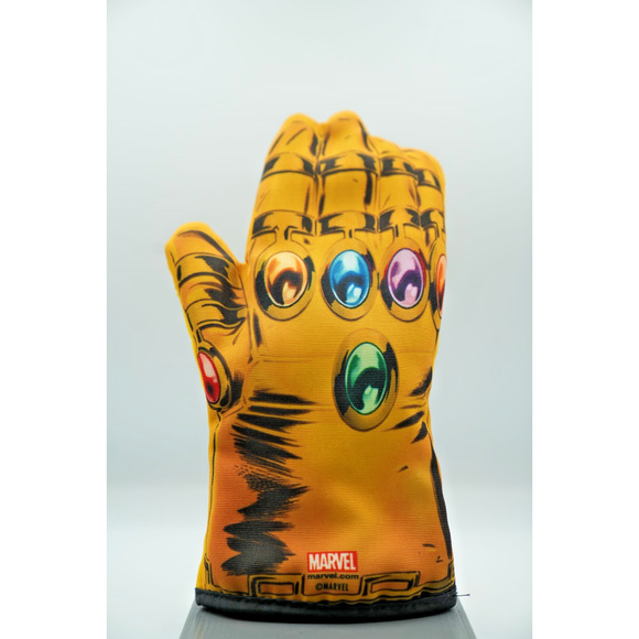 Marvel | Kitchen | Thanos Cooking Oven Mitt Loot Crate Exclusive Marvel ...